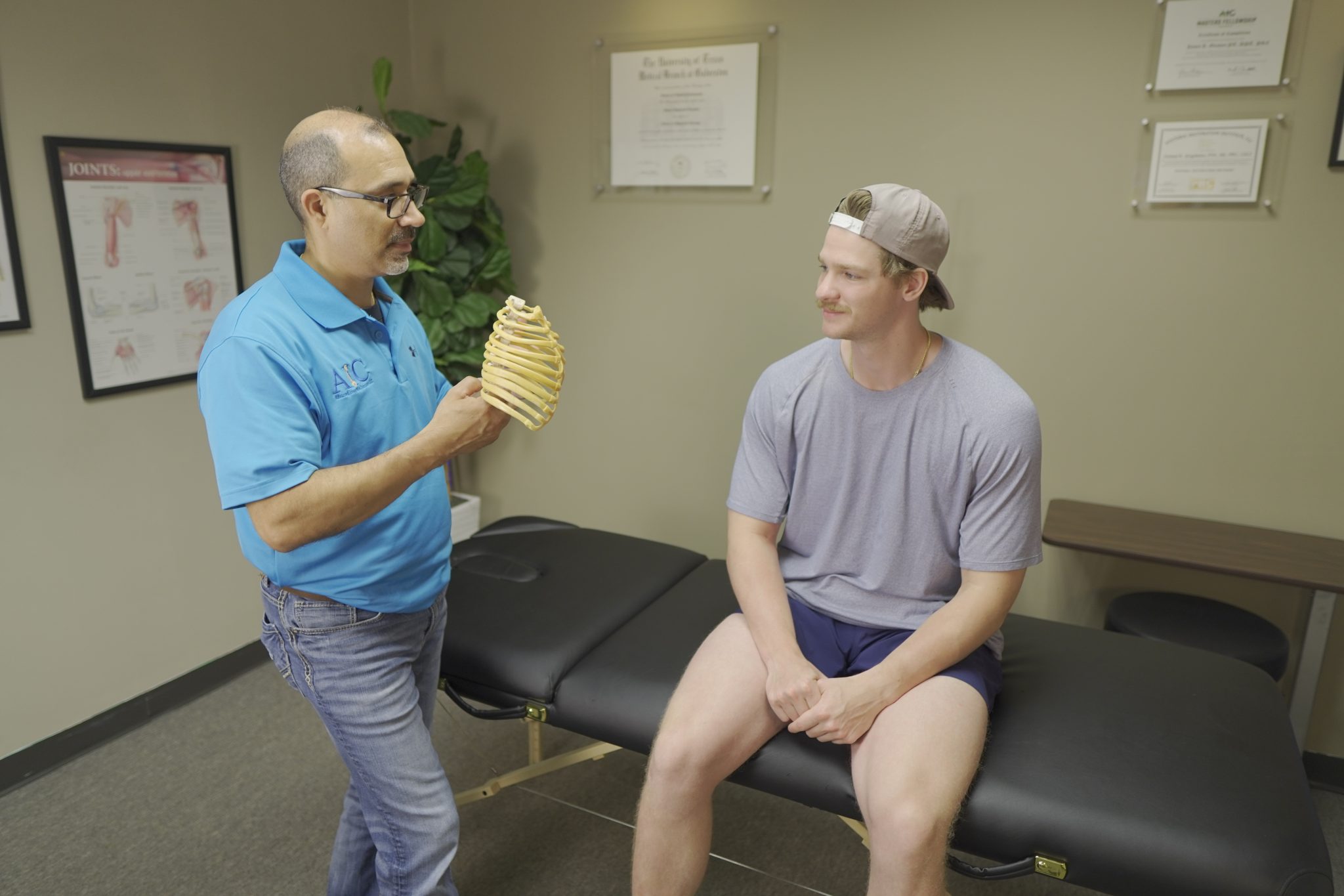 Postural Restoration Physical Therapy in Houston Dr. Guzman